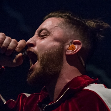 Rapper Bausa: "Auch, wenn es dunkel ist, macht Gott dir ein Licht an ...